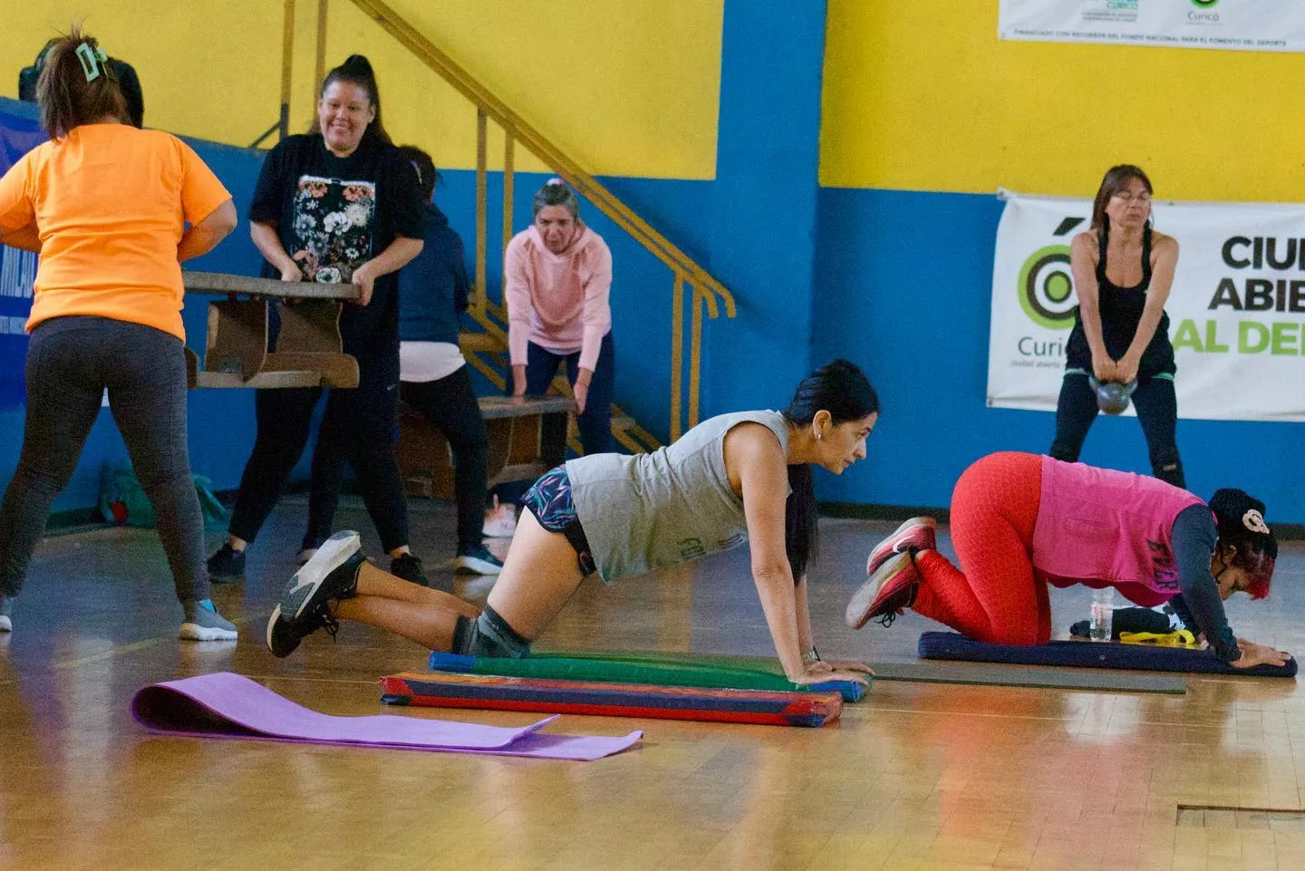 Lanzamiento del Programa "Vida Sana" en los CESFAM de Curicó para Combatir el Sobrepeso y ...